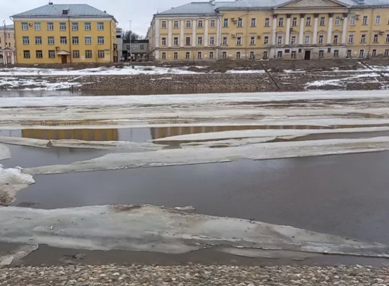 Уже завтра вода доберется до «Прибрежного» - Вологда и Вологодская ...